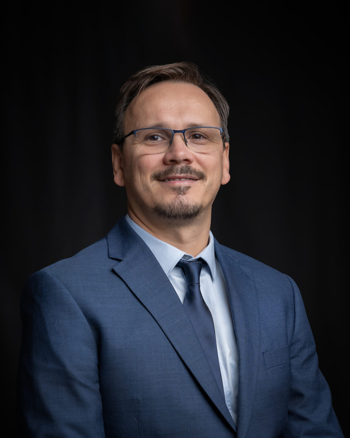 Meet The Expert Security Team • Amax